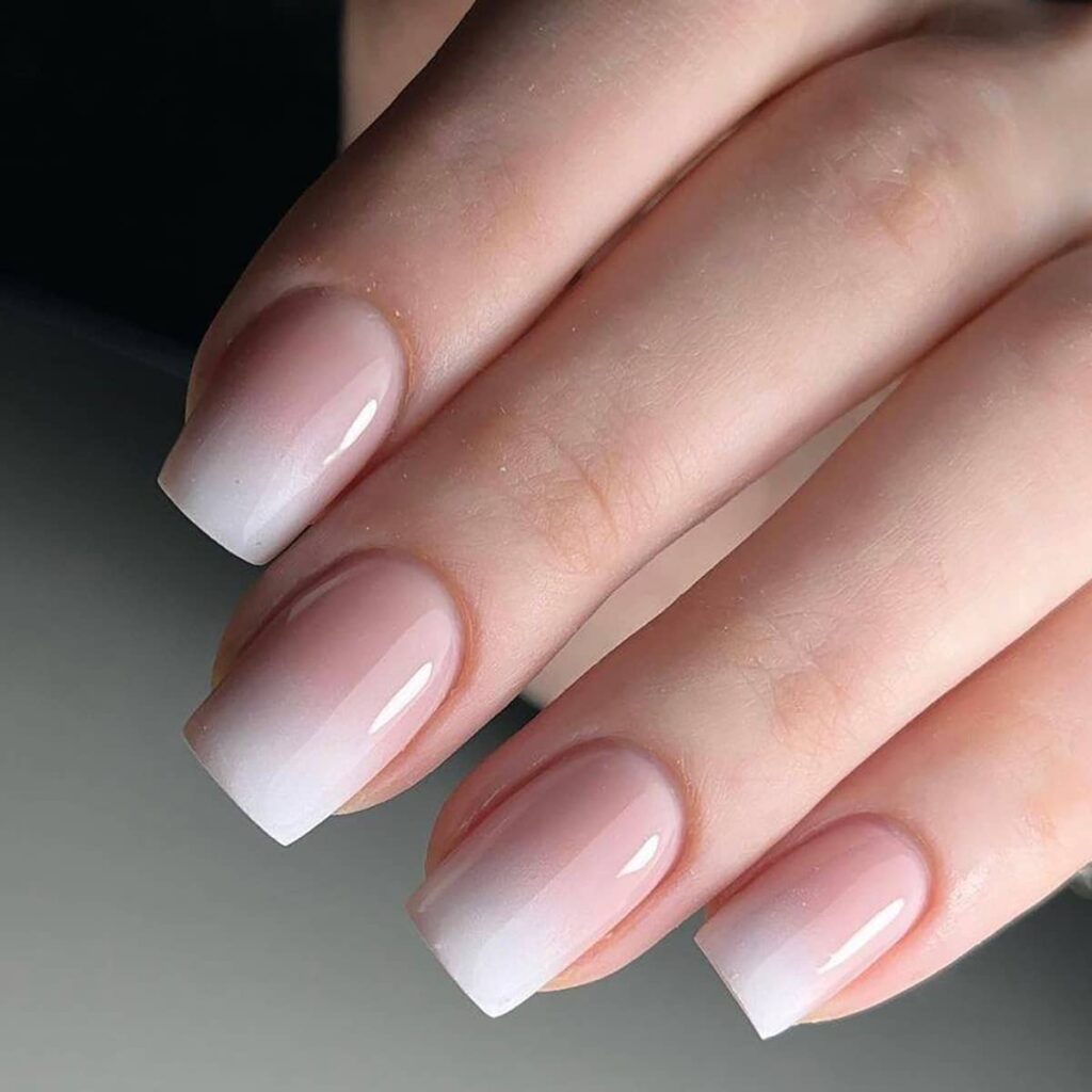 French unghie: nascita, tipologie e realizzazione | Nail Artist Academy